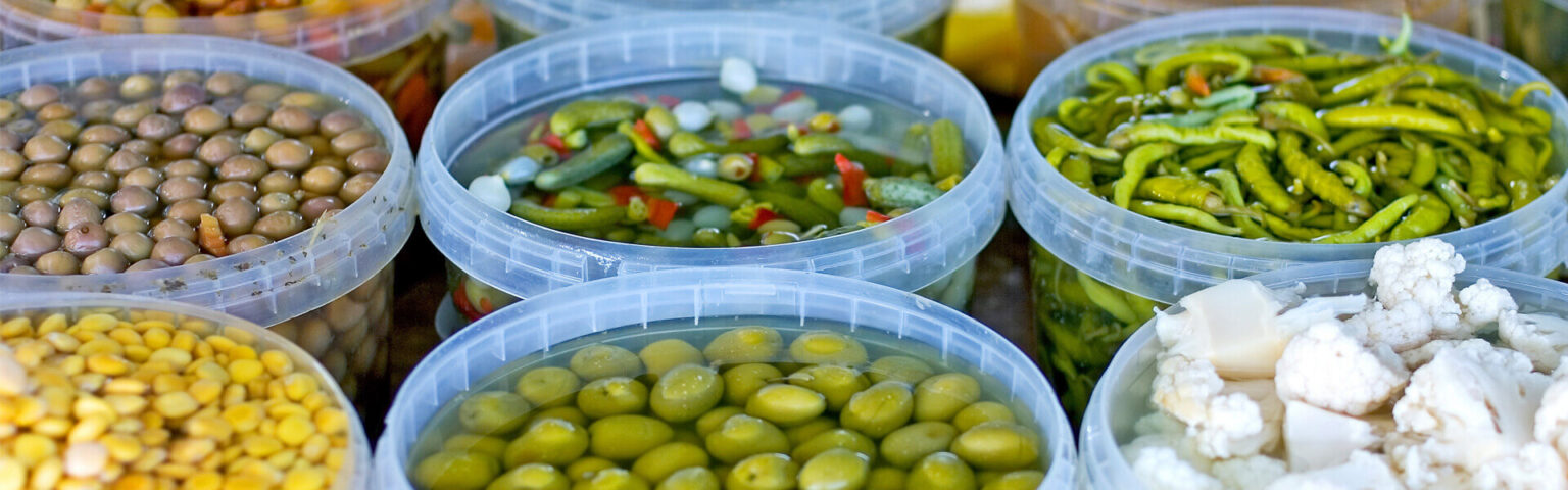 Best commercial food storage containers in 2023 - Venturepak